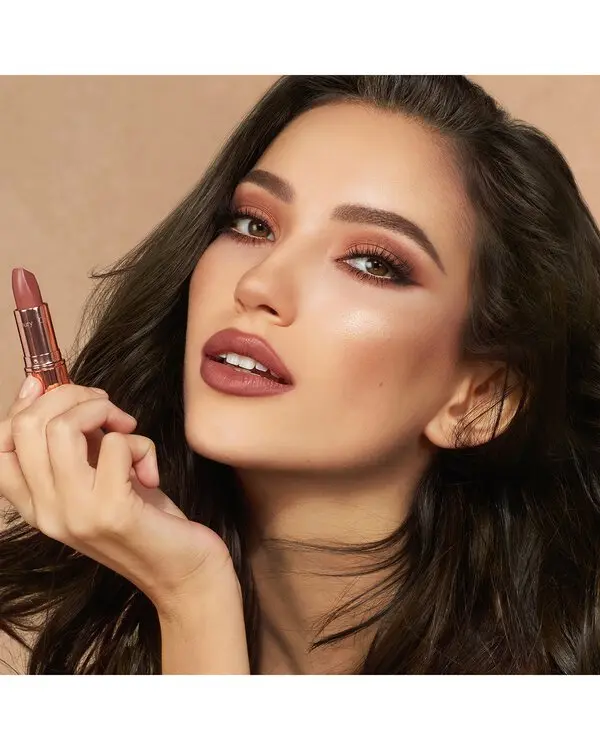 Charlotte Tilbury Super Nudes Matte Revolution Lipstick - Super Model