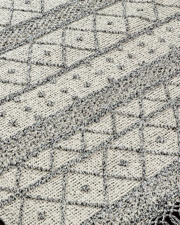 Livabliss Fleur Fle-2305 Area Rug, 5' X 7'6