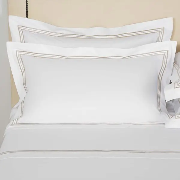 Frette Triplo Popeline King Sham, King - White/savage Beige