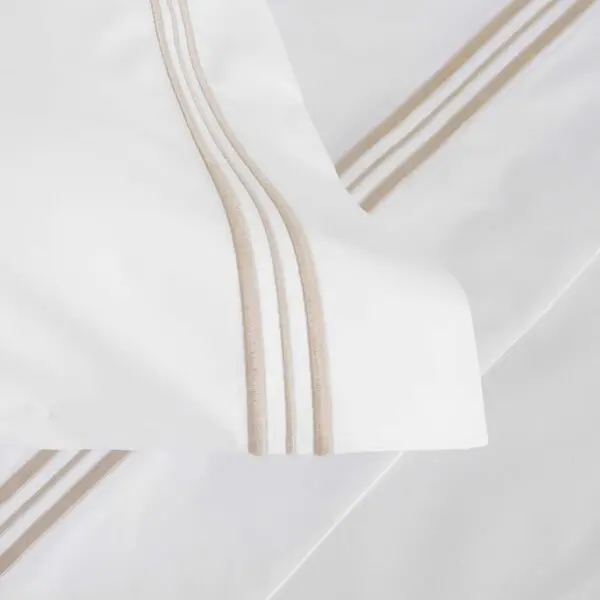 Frette Triplo Popeline King Sham, King - White/savage Beige