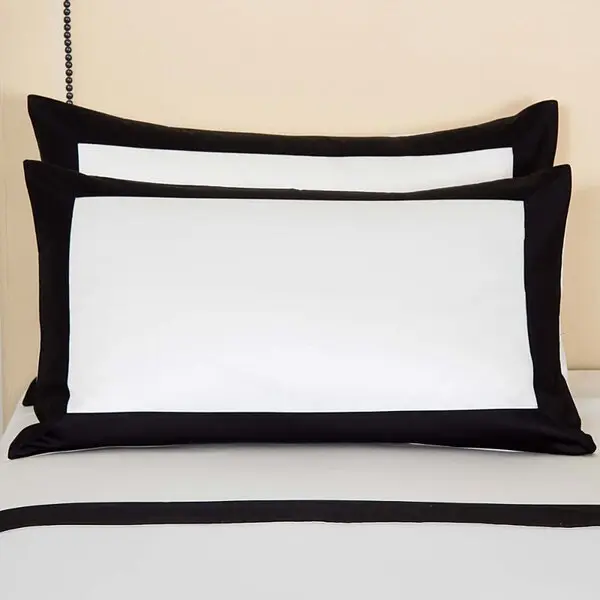 Frette Bold Standard Sham - Milk/black