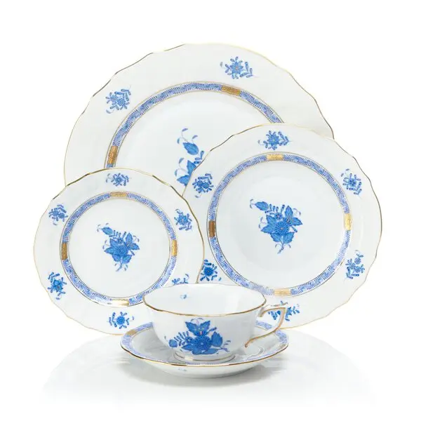 HEREND Chinese Bouquet Salad Plate - Blue