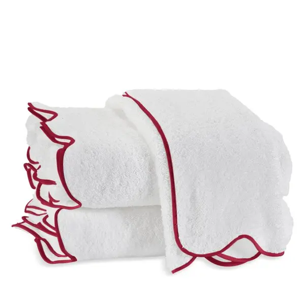 MATOUK Cairo Scallop Guest Towel - Rally Red