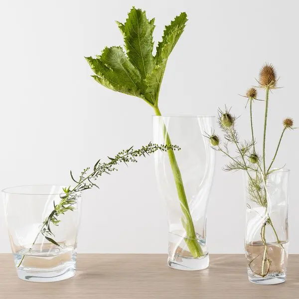 ORREFORS Squeeze Tulip Vase - Clear