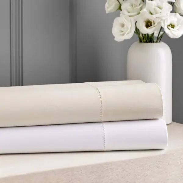 HUDSON PARK COLLECTION 680tc Supima Sateen Extra Deep Fitted Sheet, Queen Exclusive - White