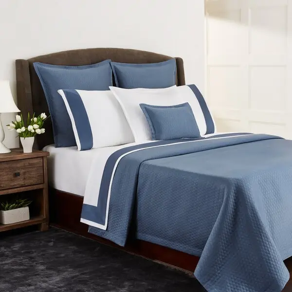SFERRA Favo Coverlet, Full/queen - Delft