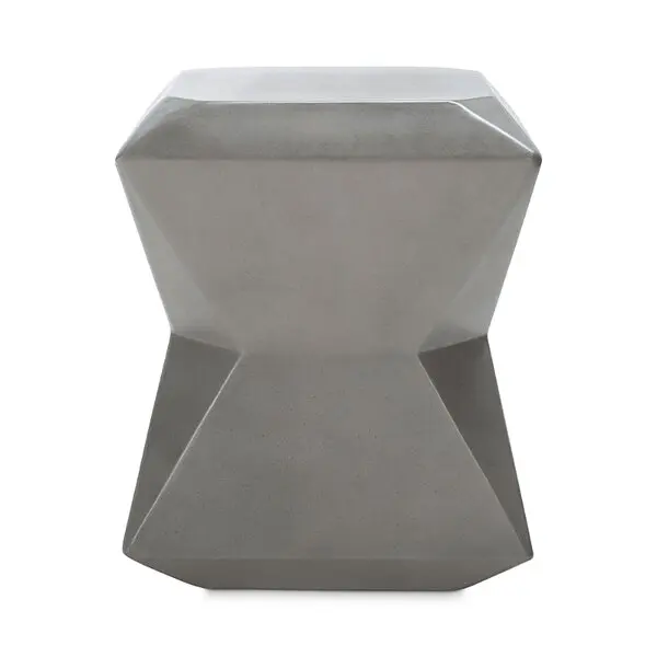 SAFAVIEH Conan Outdoor Concrete Accent Table - Gray