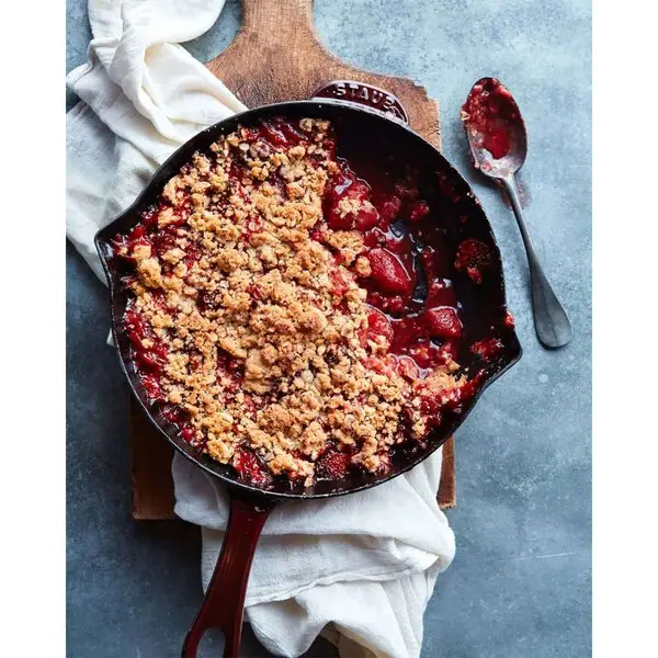 STAUB Cast Iron 11 Traditional Skillet - Grenadine