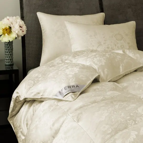 SFERRA Snowdon Soft Standard Down Pillow