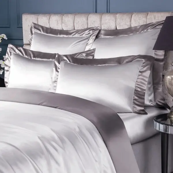 TOGAS House Of Textiles Elite Silk Standard Sham - Silver