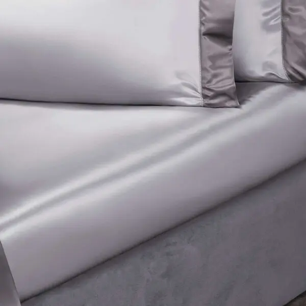 TOGAS House Of Textiles Elite Silk Standard Sham - Silver
