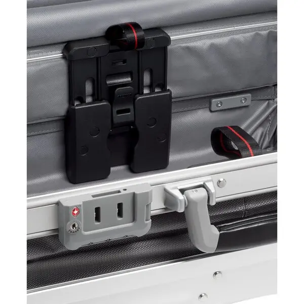 Tumi 19 Degree Aluminum International Expandable Carry-on - Silver