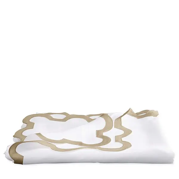 MATOUK Mirasol Tablecloth, 70 X 108 Oblong - Champagne