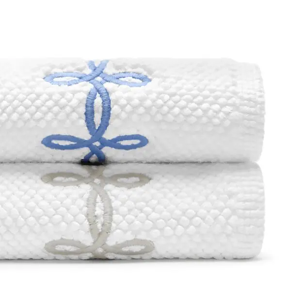 MATOUK Gordian Knot Milagro Bath Rug Exclusive - White/azure Blue