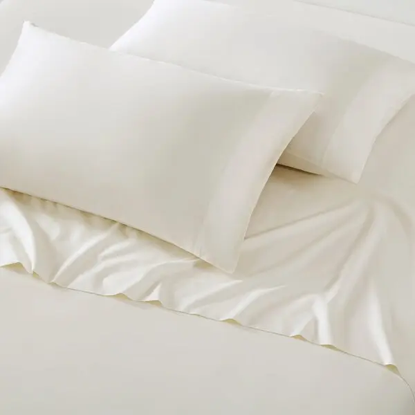 Vera Wang Solid Cvc Sateen Queen Pillowcase, Pair