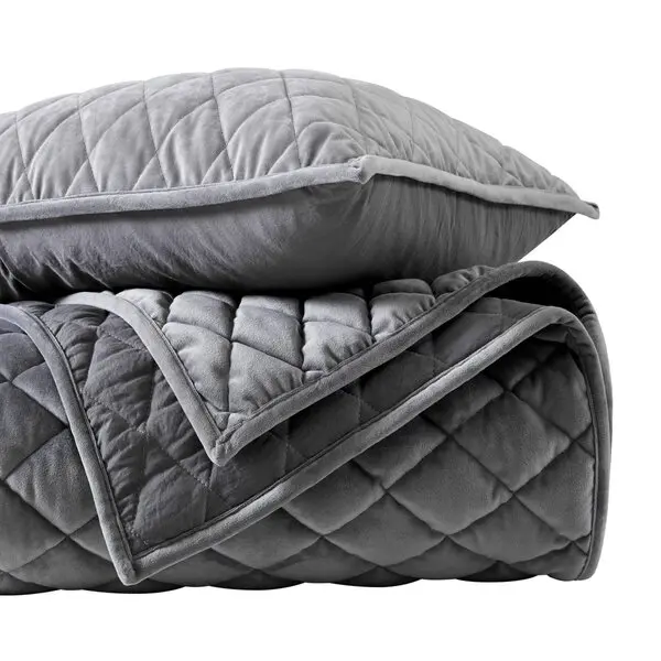 Vera Wang Diamond Velvet Quilt Set, Queen - Soft Charcoal
