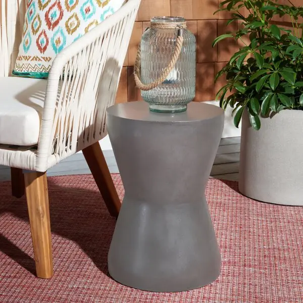 SAFAVIEH Torre Indoor/outdoor Accent Table