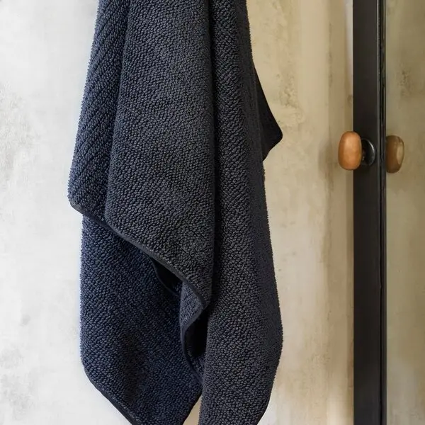 MATOUK Francisco Bath Towel - Carbon