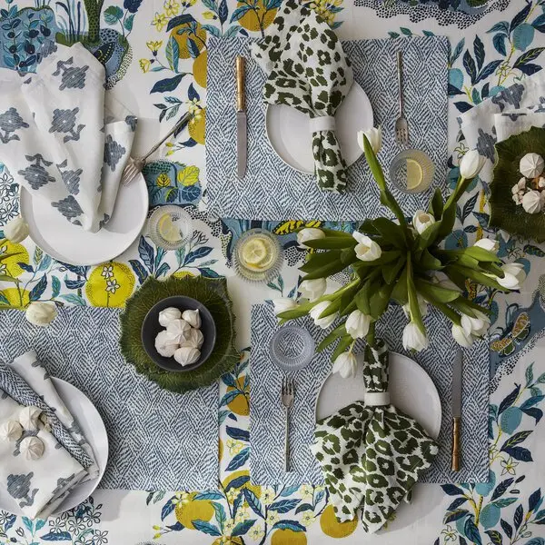 MATOUK Citrus Garden Tablecloth, 70 X 126 - Grass