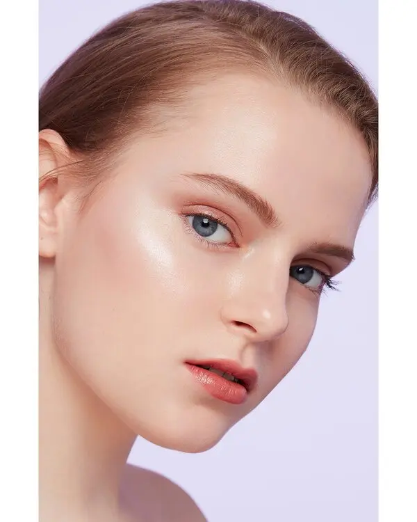 CLE DE PEAU BEAUTE The Luminizing Face Enhancer - Celestial Sparks