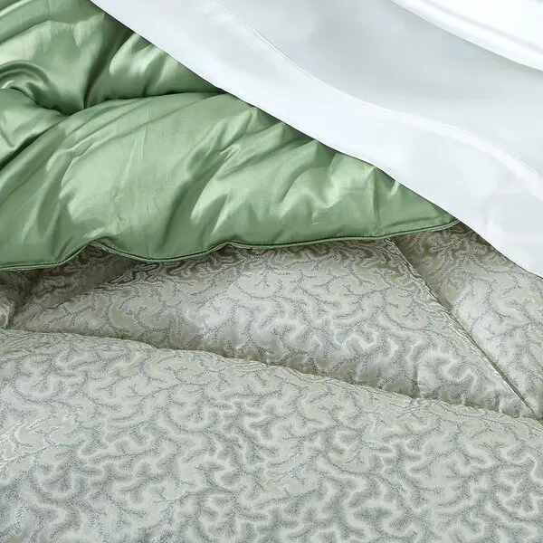 Gingerlily Coral Fern Eiderdown Coverlet, Queen - Green