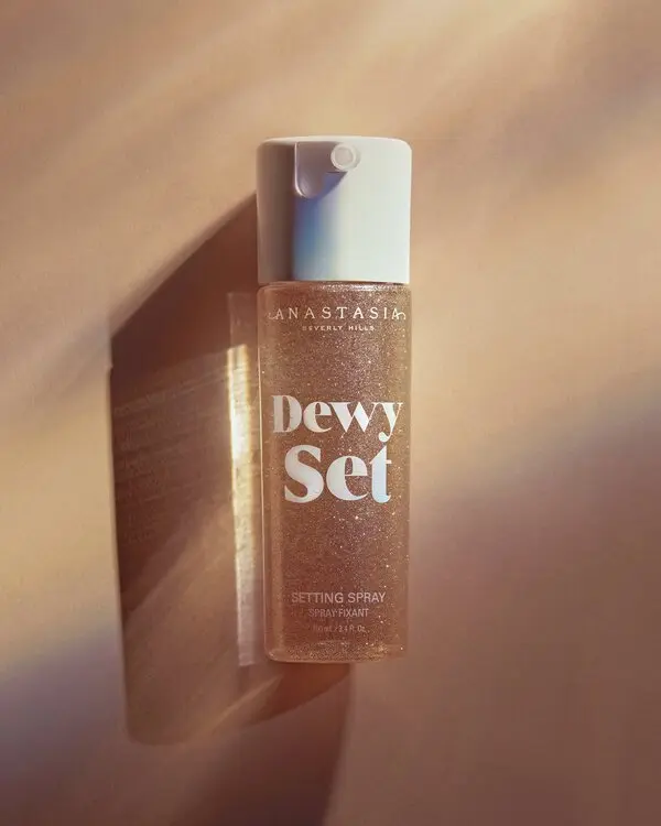 ANASTASIA BEVERLY HILLS Dewy Set Setting Spray 3.4 Oz - No Color