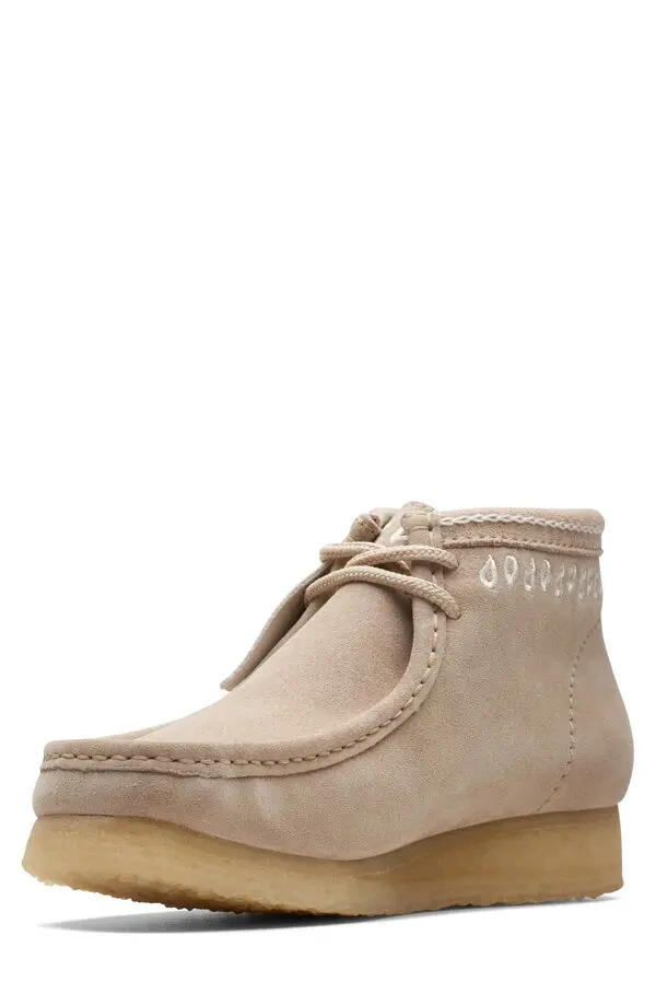 Clarks Wallabee Suede Boot