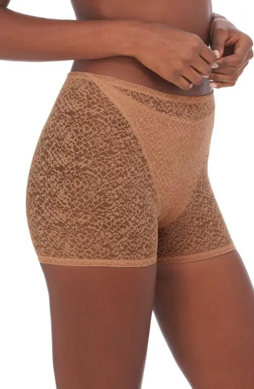 Natori Pretty Smooth Shortlette - Buff