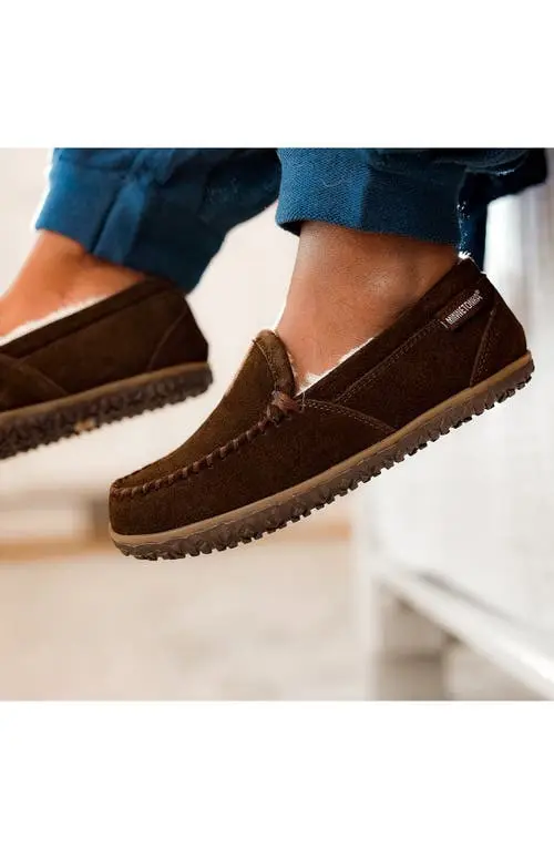 Minnetonka Tempe Slipper - Chocolate