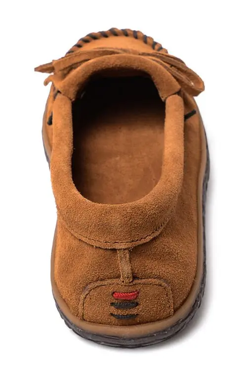 Minnetonka Kilty Tread Slipper - Brown