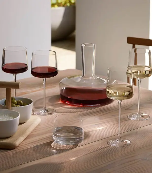LSA INTERNATIONAL Metropolitan Red Wine Glasses
