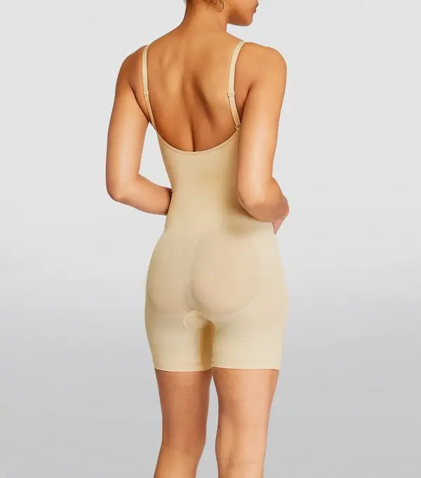 SKIMS Seamless Sculpt Mid-thigh Bodysuit - Nude