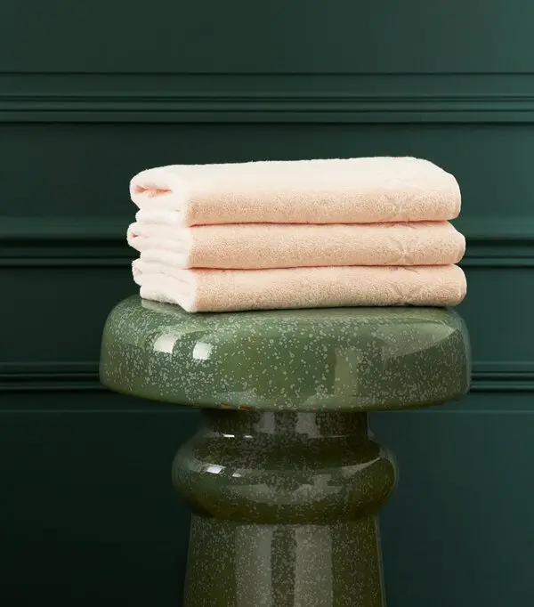 YVES DELORME Nature Bath Towel - Pink