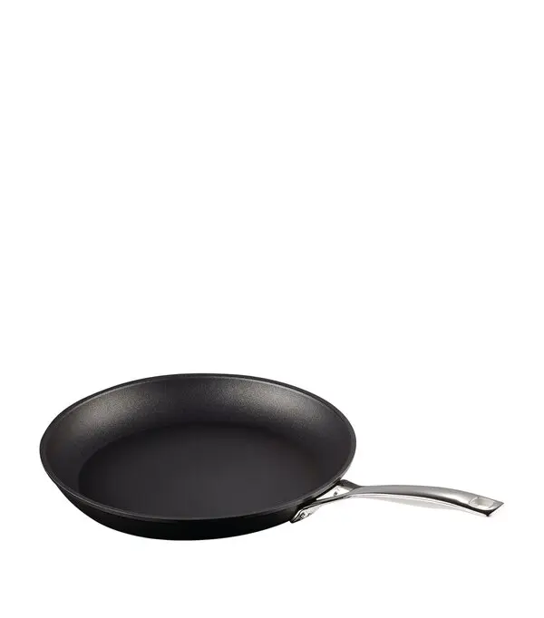 LE CREUSET Toughened Non-stick Shallow Frying Pan - Black