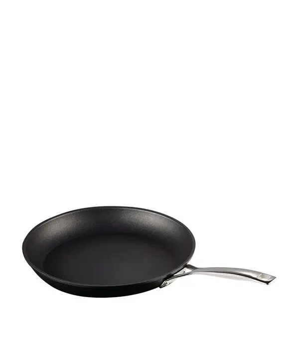 LE CREUSET Toughened Non-stick Shallow Frying Pan - Black
