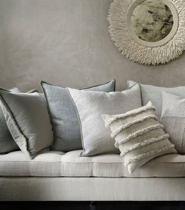 DE LE CUONA Linen-blend Rogue Cushion