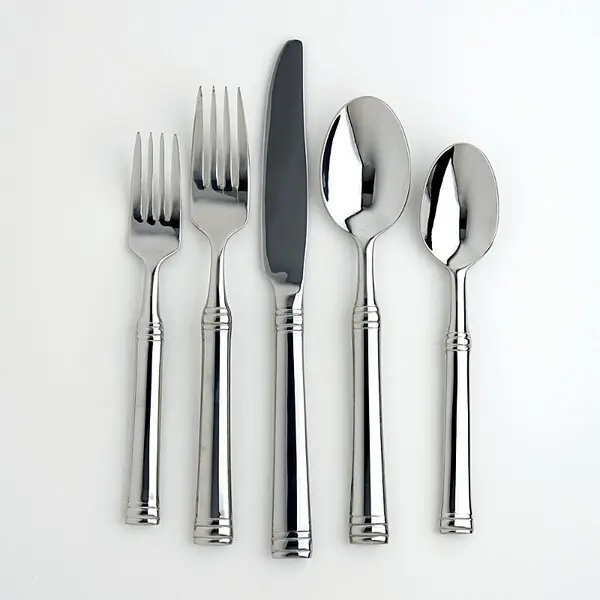 CAMBRIDGE Silversmiths Tuscany 20-piece Flatware Set - Silver