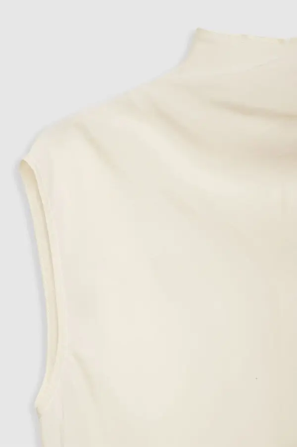 ANINE BING Ianna Sleeveless Turtleneck Top