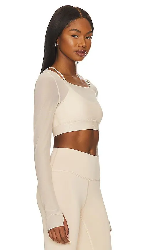 Alo Yoga Airlift Long Sleeve Ballet Dream Bra In Beige - Macadamia