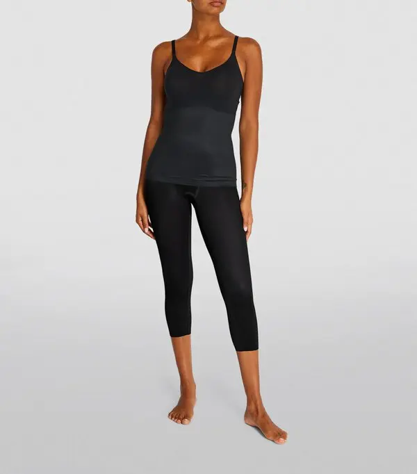 Spanx Shape Invisible Capri Pants Medium Control - Black