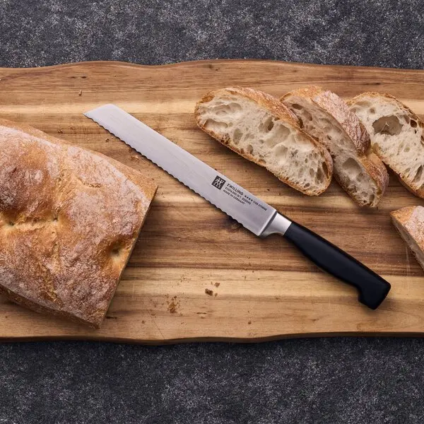 ZWILLING J. A. Henckels Twin Four Star 8 Scalloped Bread Knife