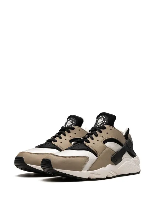 Nike Air Huarache Sneakers