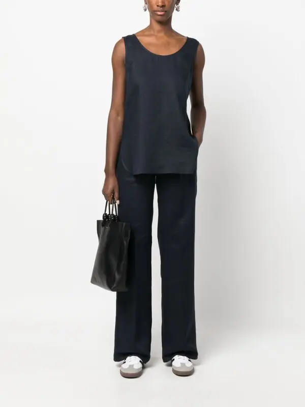 Kiton Round-neck Sleeveless Top