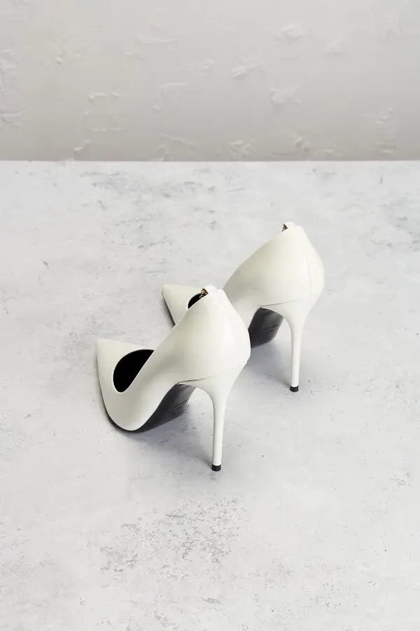 TOM FORD Patent Leather Chain Pump 105
