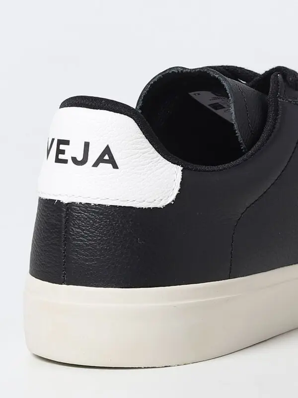 VEJA Sneakers - White