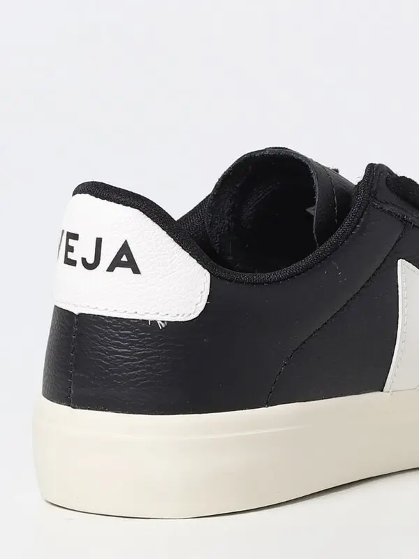 VEJA Sneakers - White