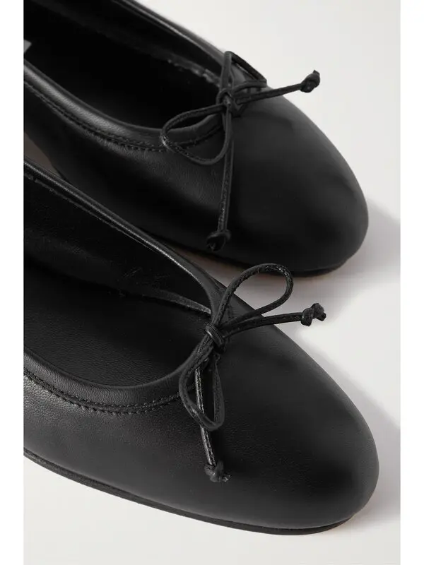 Manolo Blahnik Veralli Leather Ballet Flats - Black