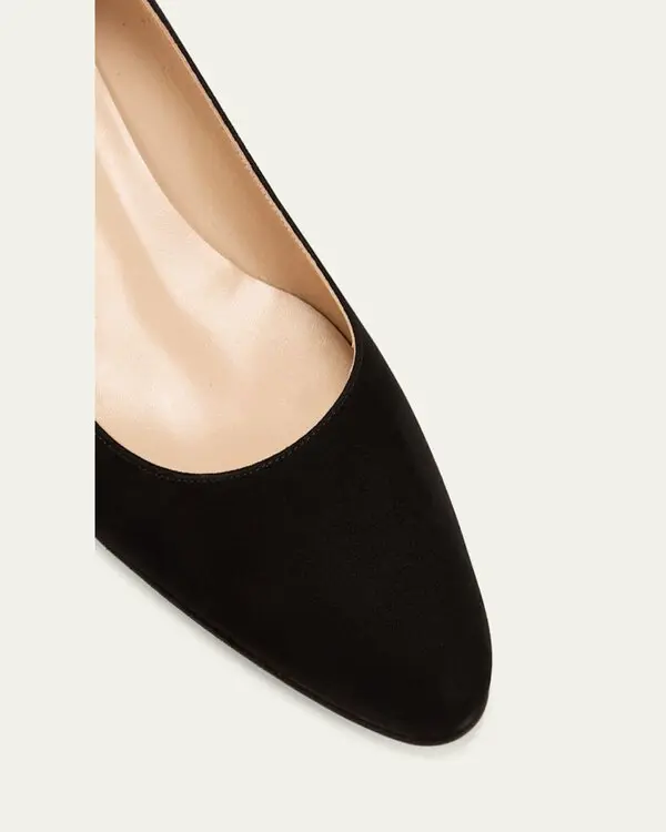 Manolo Blahnik Lista Suede Pumps - Black