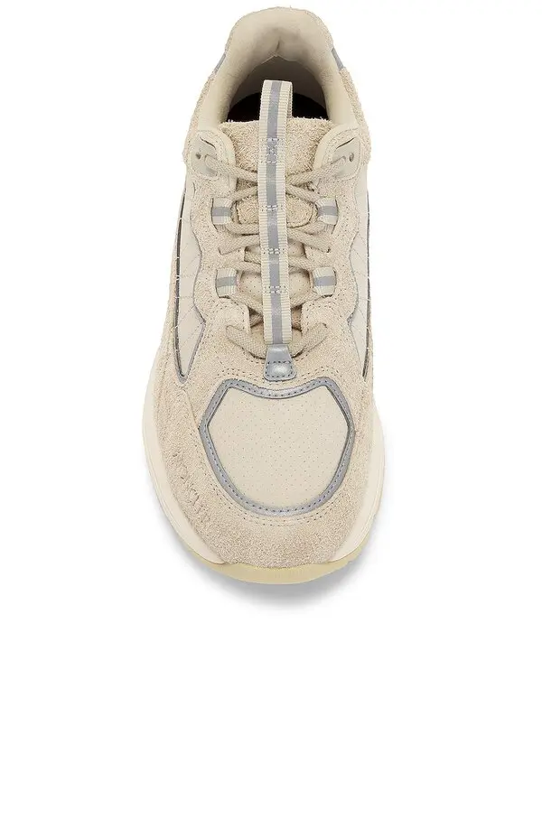 Moncler Lite Runner Sneakers - Beige