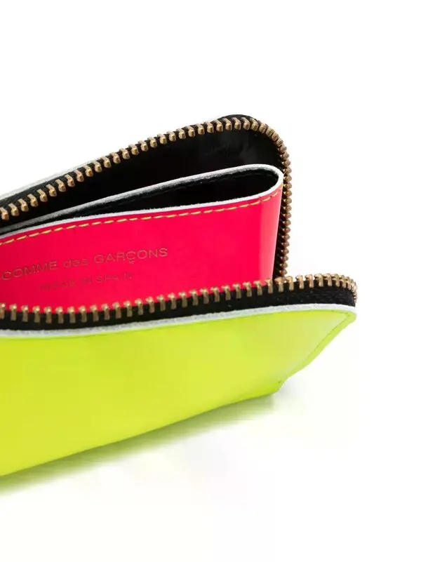 Comme Des Garçons Super Fluo Zipped Leather Wallet